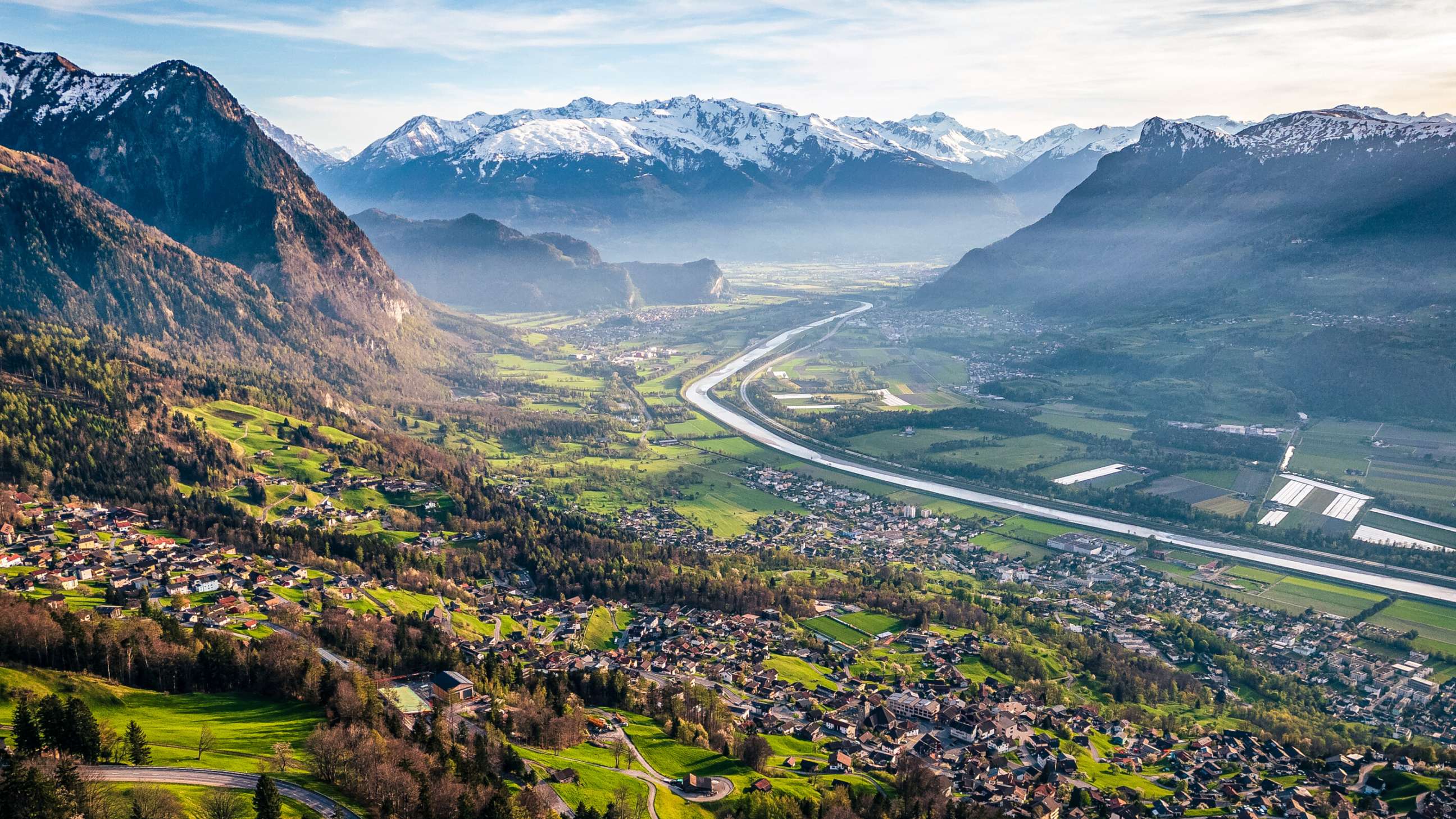 Liechtenstein facts & figures - Everything you need to know at a glance ...
